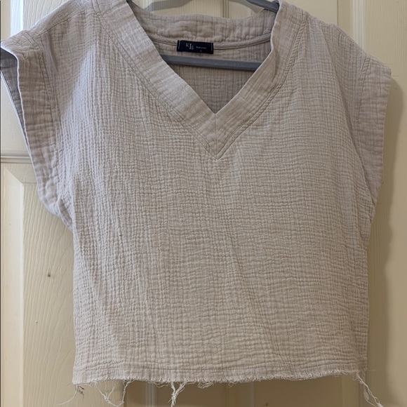 Willow Tree | Tops | Willow Tree Cream Cap Sleeve Boxy Crop Blouse ...